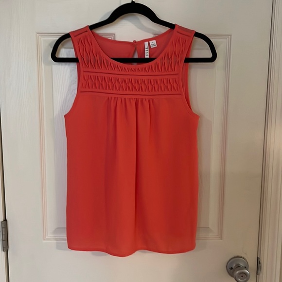 Elle | Tops | Elle Coral Tank | Poshmark